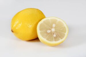 28 Different Types of Lemons From Around The World (With Uses ...
